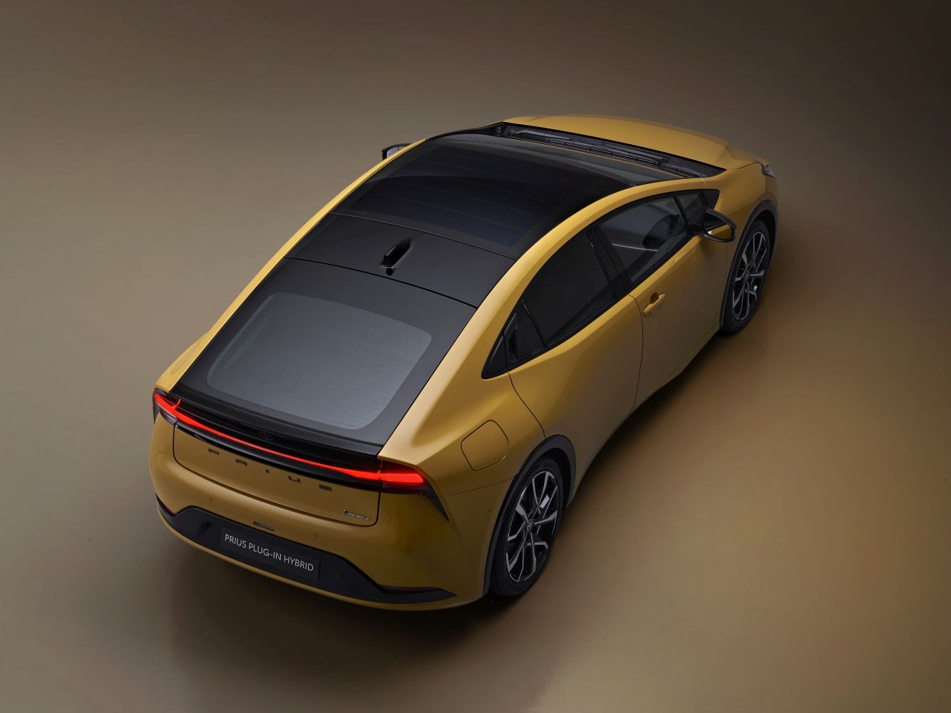 Toyota Prius technical specifications and fuel economy